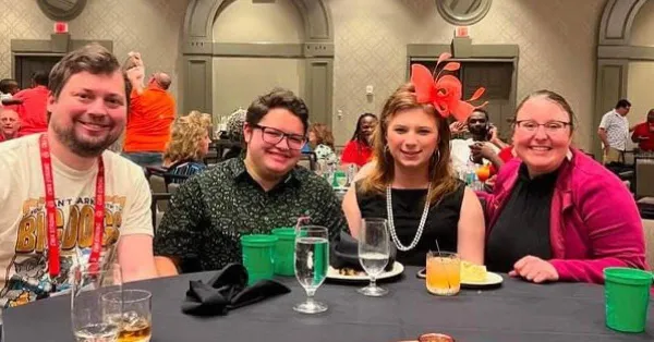 CWA Next Generation Lead Activist Wins Georgia Scholars Award | NABET-CWA